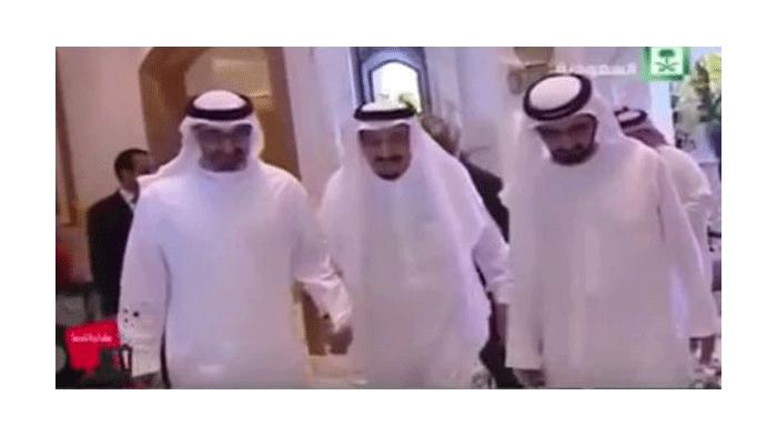 فيديو شاهد ردة فعل الحارس الشخصي للملك سلمان بعد اشتباهه في أم