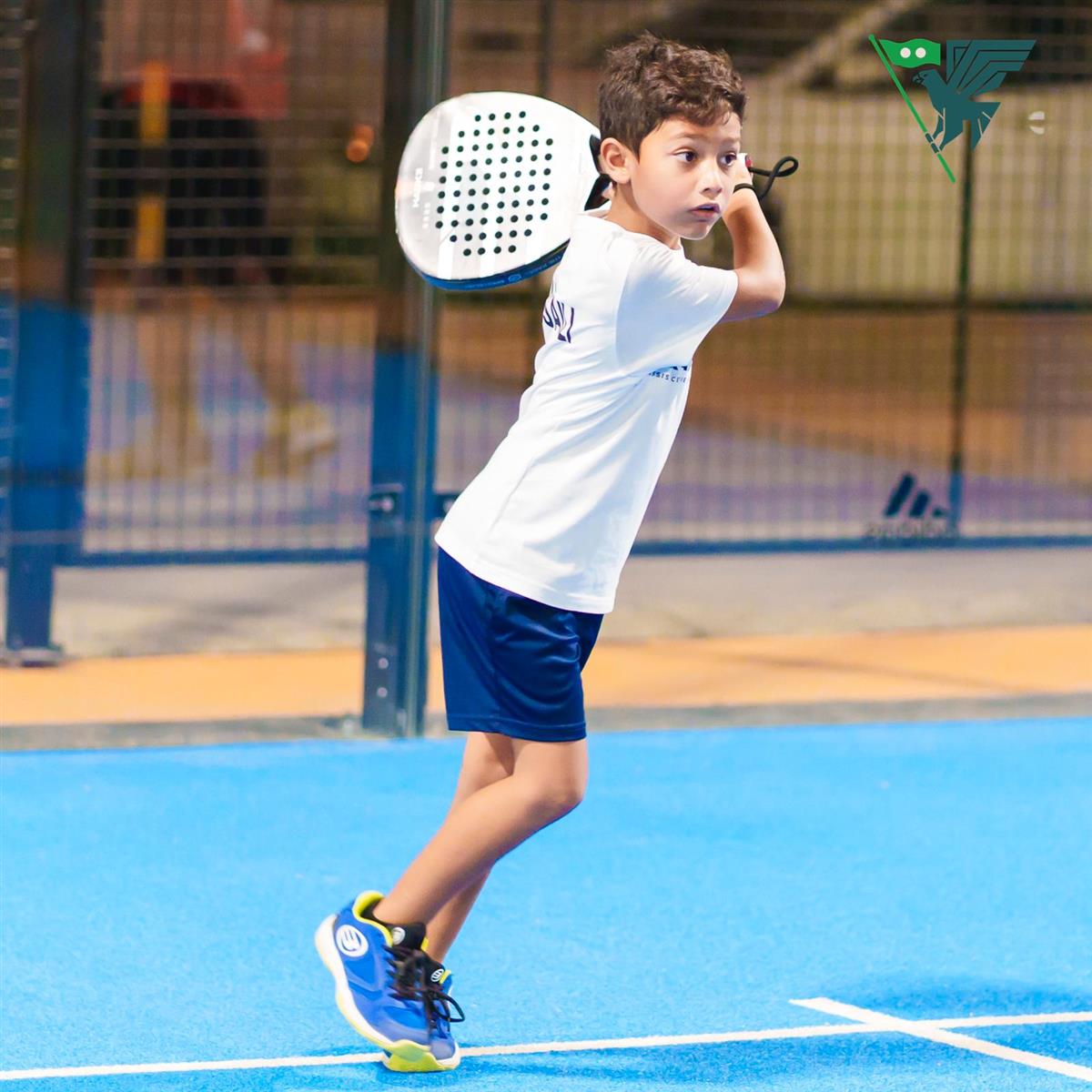 البادل إقبال واسع من الأطفال واليافعين على رياضة المتعة والصحة